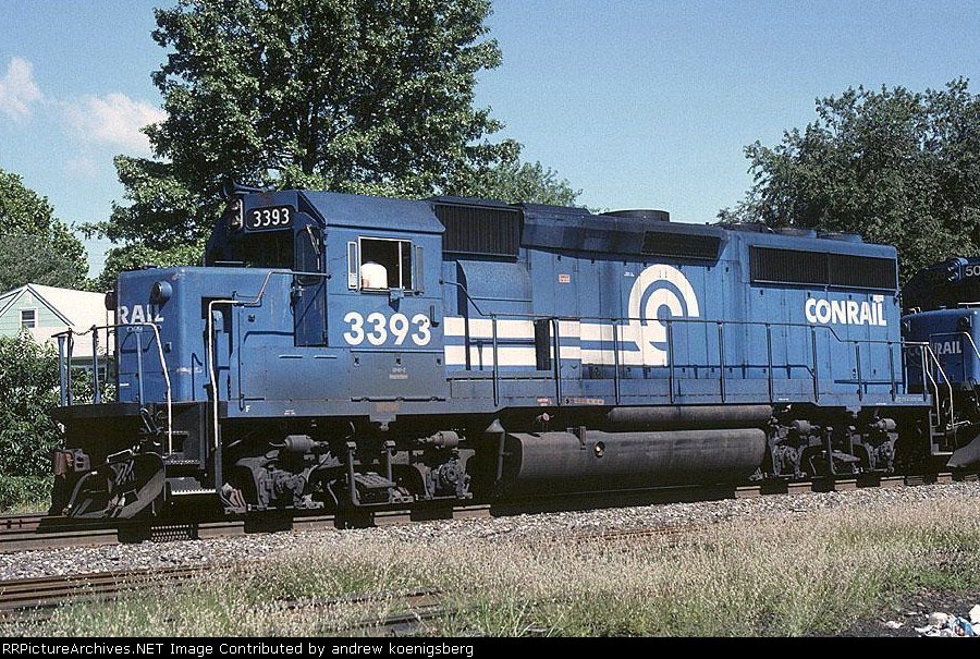 Conrail EMD GP-40-2 3393